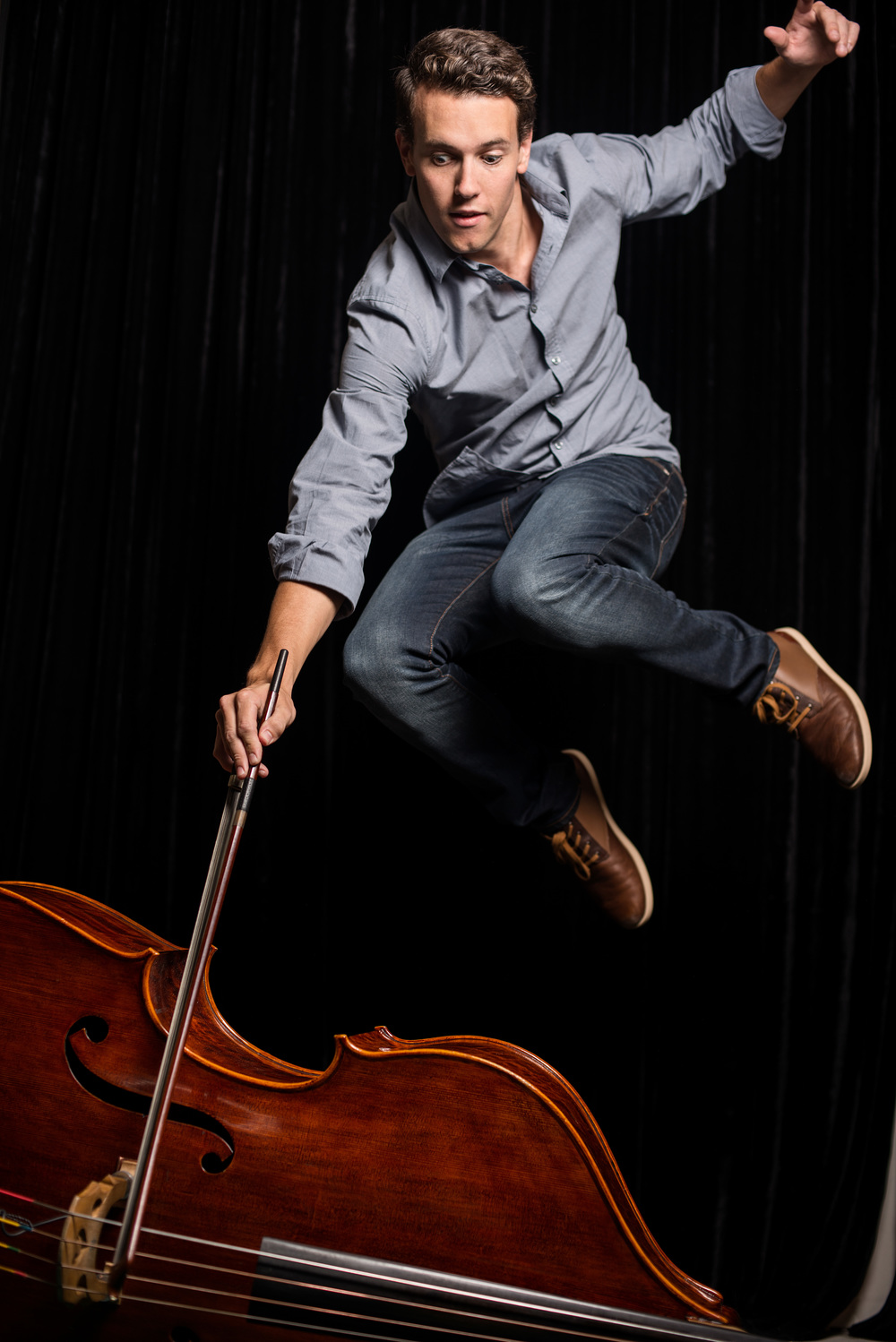 Alex Boneham – Straight 8 Band: the little big band